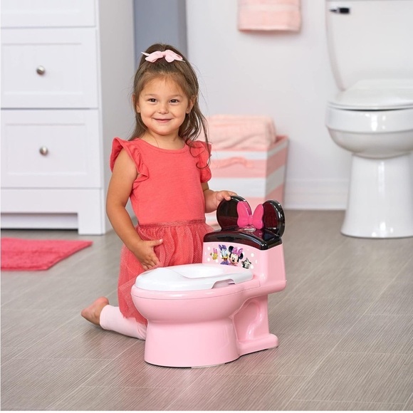 Disney | Bath, Skin & Hair | Disney Minnie Mouse Pink Potty Chair ...